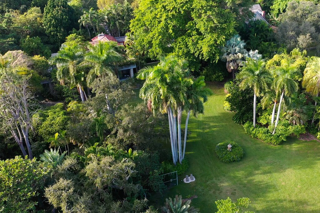 The Kampong Self-guided Tour - National Tropical Botanical Garden