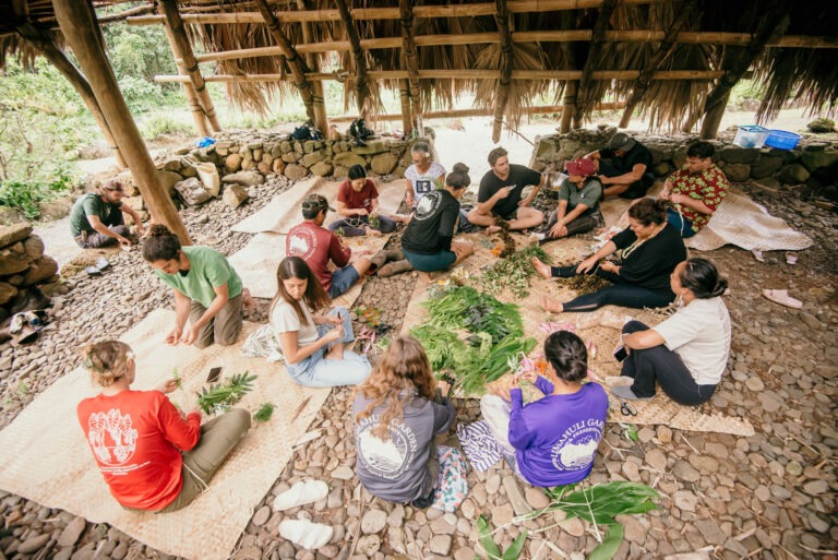 Photo Gallery: The Hands and Hearts of Lei Makers - National Tropical ...