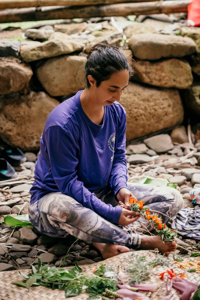 Photo Gallery: The Hands and Hearts of Lei Makers - National Tropical ...